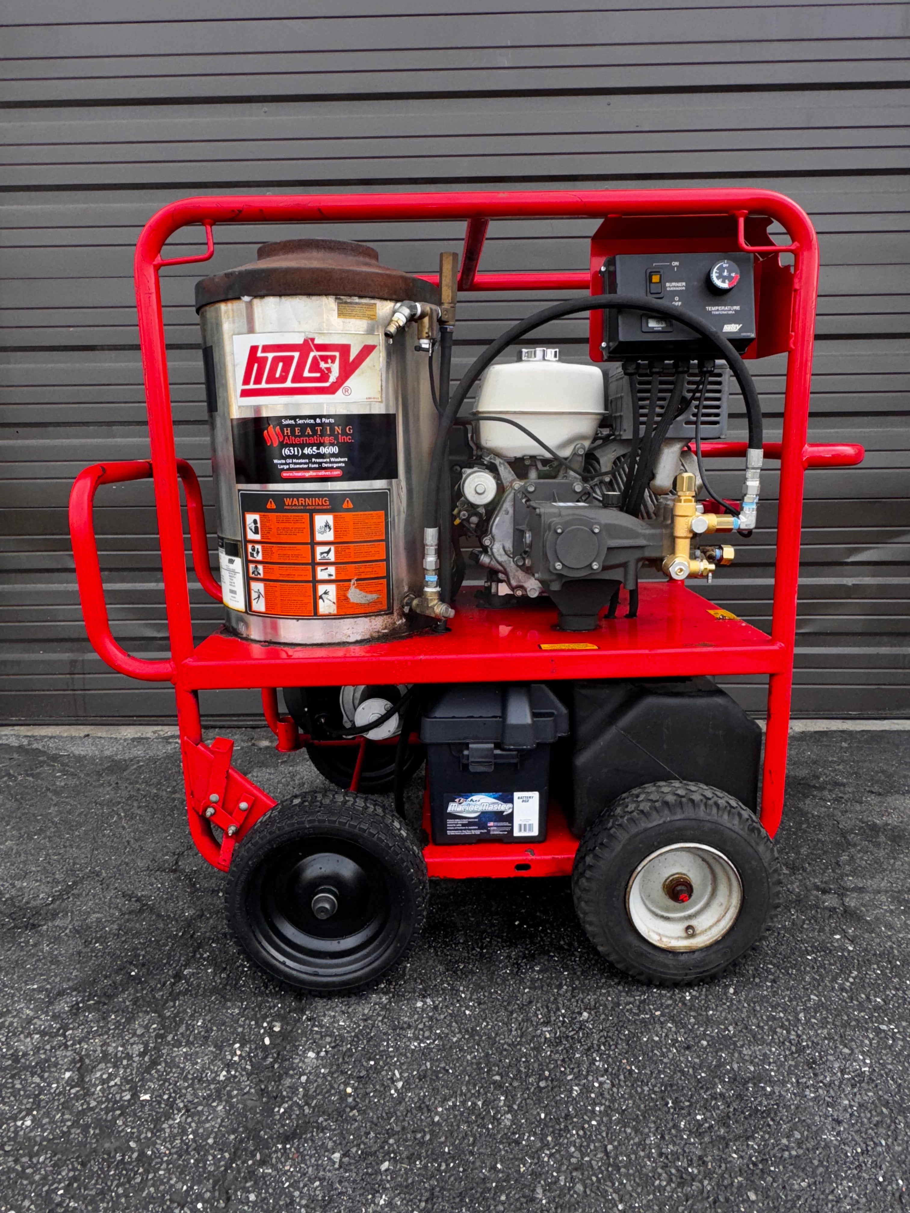 Hotsy® "Pre-Owned" Hot Water Pressure Washer - Model 1075SSE- Commerci ...